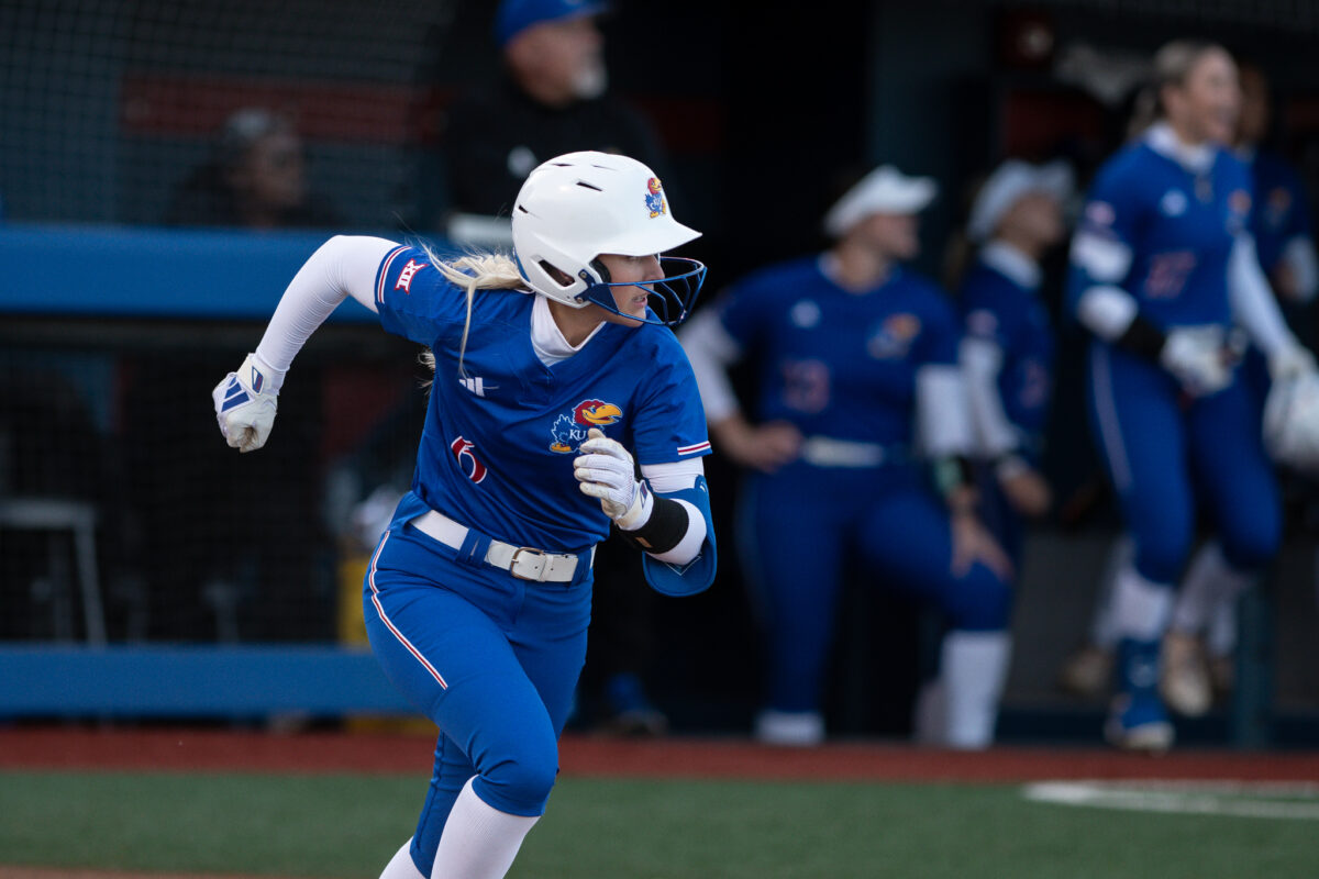 KU softball sweeps doubleheader thanks to walk-off - KU Sports